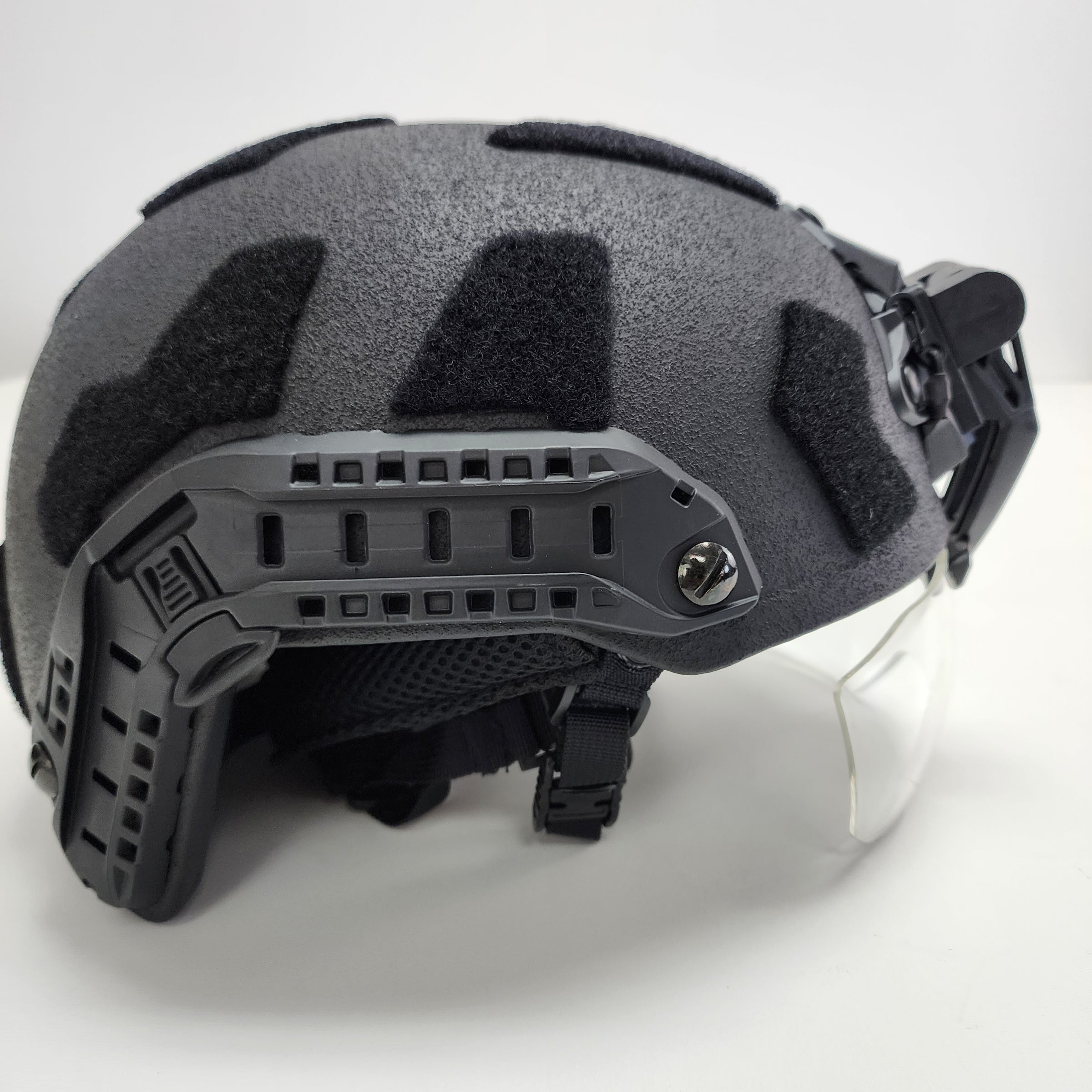 Helmet visor mounted